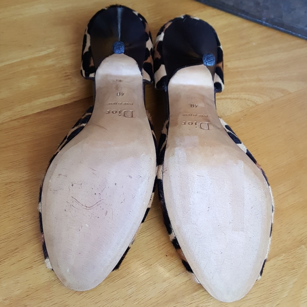 Christian Dior, Leopard Print Pony Hair Pump. - Gem